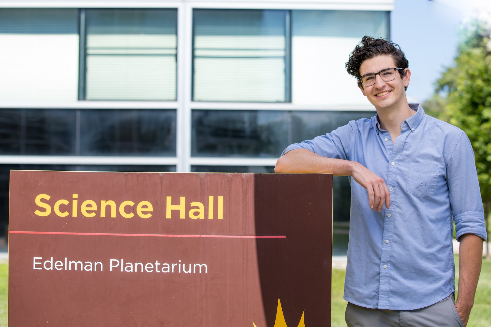 Senior Reflects: Bio Major Aaron K Prepares for a Career in Ecology ...